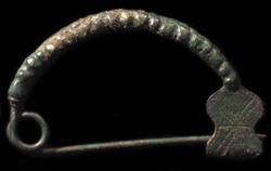 The fibula and the safety pin | Seth's Blog